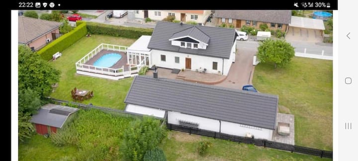 House With Pool & Big Veranda - Malmö