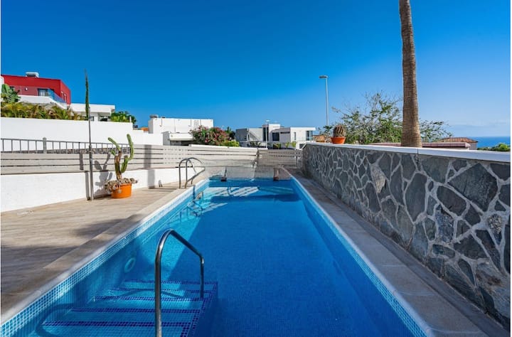Tranquil 2br Villa :Private Pool & Ocean Views - Teneriffa
