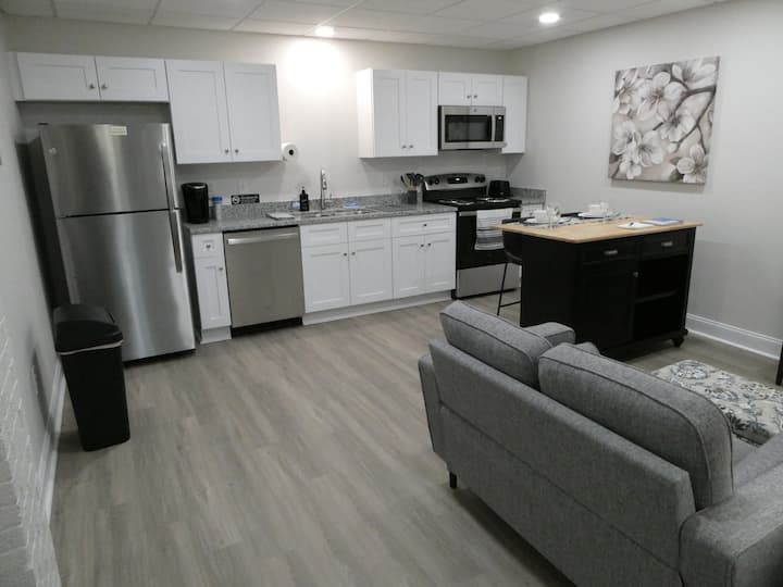 Midtown Blue, So Convenient! 300-d - Asheboro, NC