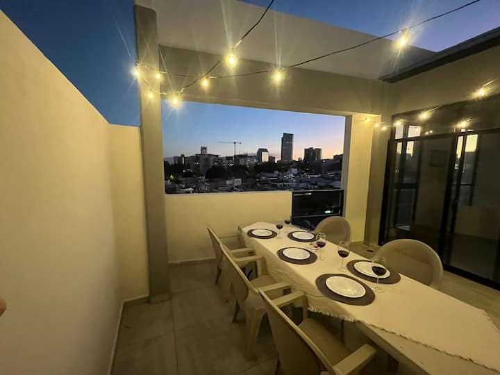 Terraza Privada Con Grandes Vistas A La Ciudad - Guadalajara