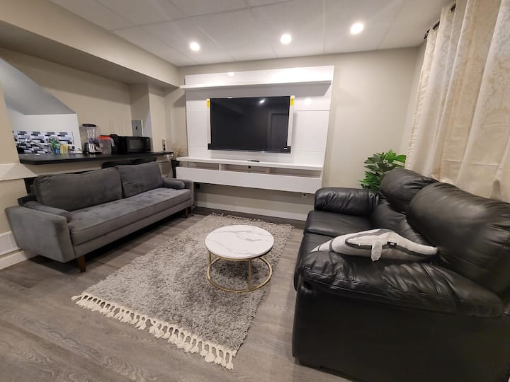 Basement Suite In Winnipeg - Winnipeg
