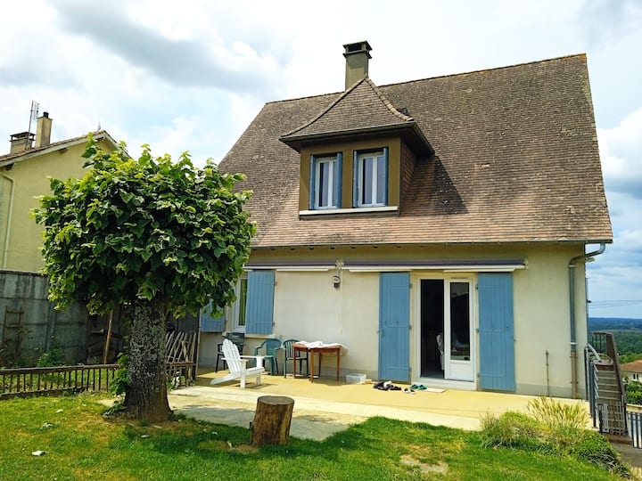 Maison Individuelle Avec Jardin - Thiviers
