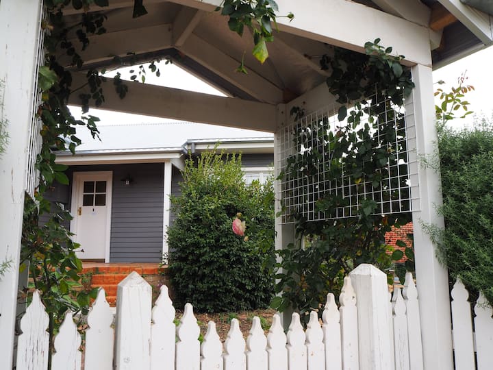 Elsie’s Cottage - Warragul