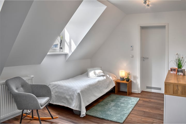 Zweibett-zimmer Auf Schloss Falkenhaus - Bayreuth