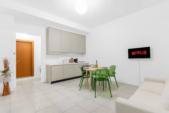 Coin Du Lac Près Du Centre De Sirmione - Sirmione