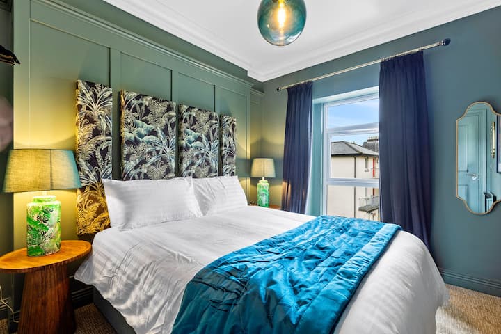 King Bedroom - Derry