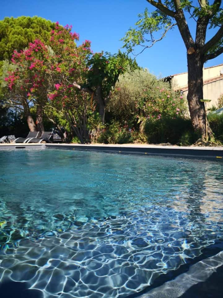 Grands Espaces Chaleureux - Orange