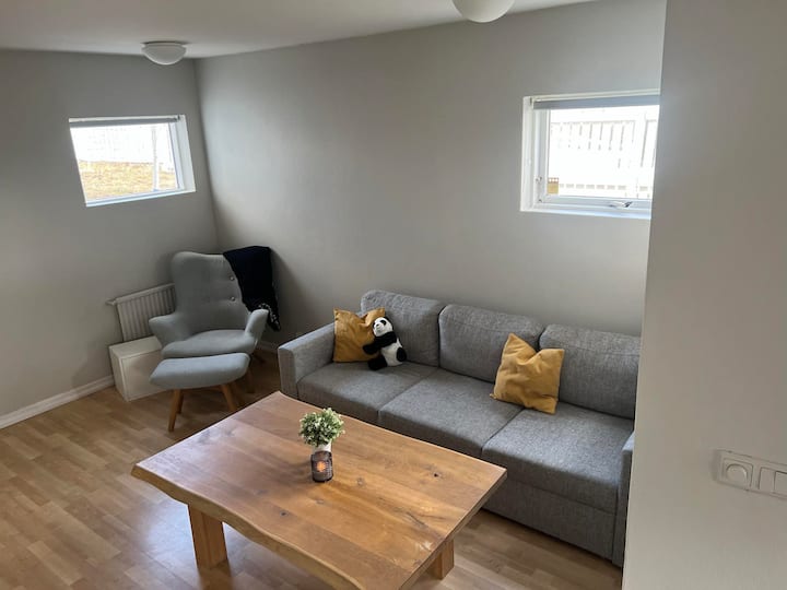 Cozy And Quiet In Kópavogur - Iceland