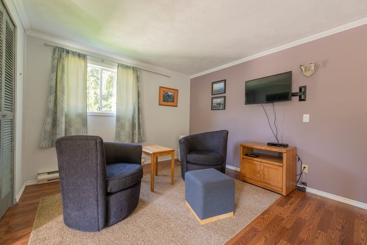 Standard Double Cabin (10) Non Pet Friendly - Port McNeill