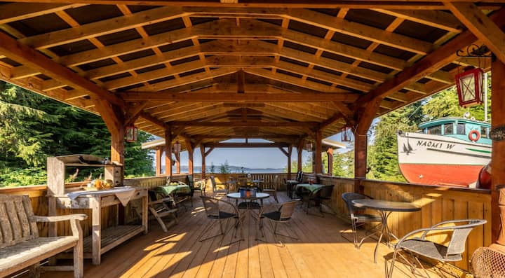 Standard Double Cabin (11) - Port McNeill