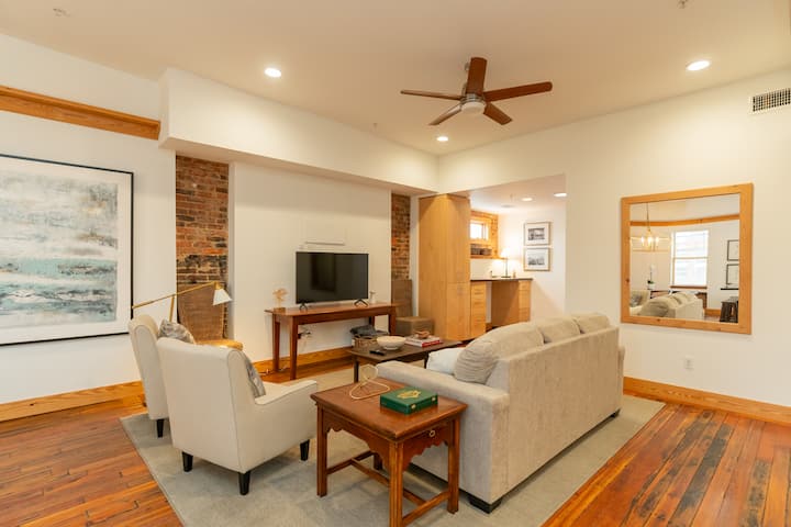 Heart Of Southside 2 Bed/2 Bath - Chattanooga, TN