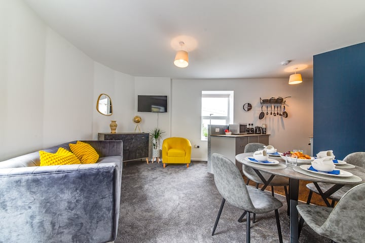 Peaceful 2br Flat | Walk To Cafés, Parks & City - Sheffield