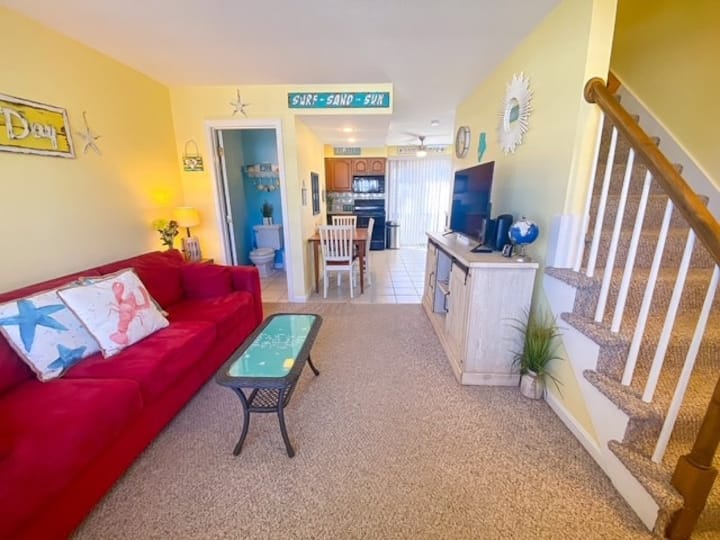 Beach Days: 75 Yards To Beach - Old Orchard Beach