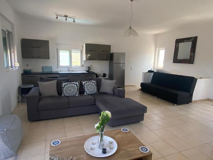 Modern Villa Sleeps Six - Agios Nikolaos