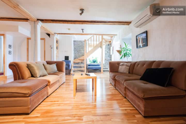 Beautiful 4 And A Half On 2 Floors - Quebec City