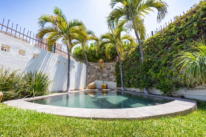 Great Location Spacious Villa - Arcade Room & Pool - Cabo San Lucas