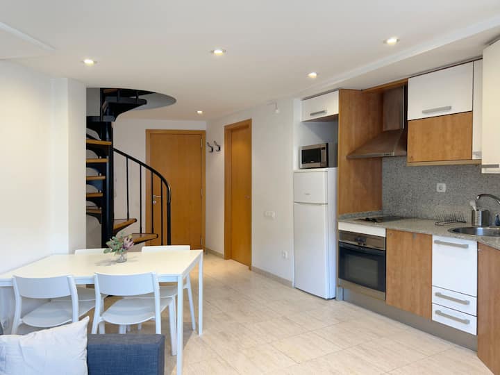 Céntrico Con Terraza Y Balcón - Sabadell