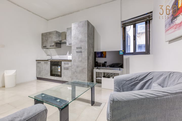 Lovely Studio Home In Prime Area Of Sliema W/wifi - マルタ