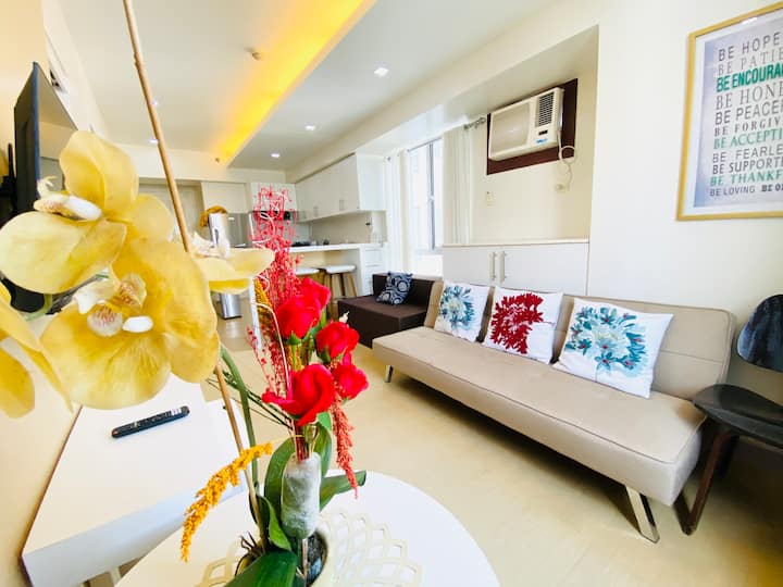 1br For 6 Across Sugbu Merkado W/ Pool+play Area - Cebu City