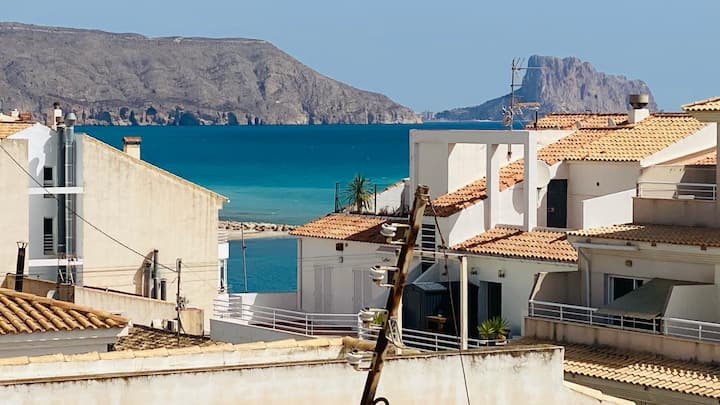 ¡Céntrica, Luminosa Y Familiar: Casa Alicia Altea! - Altea