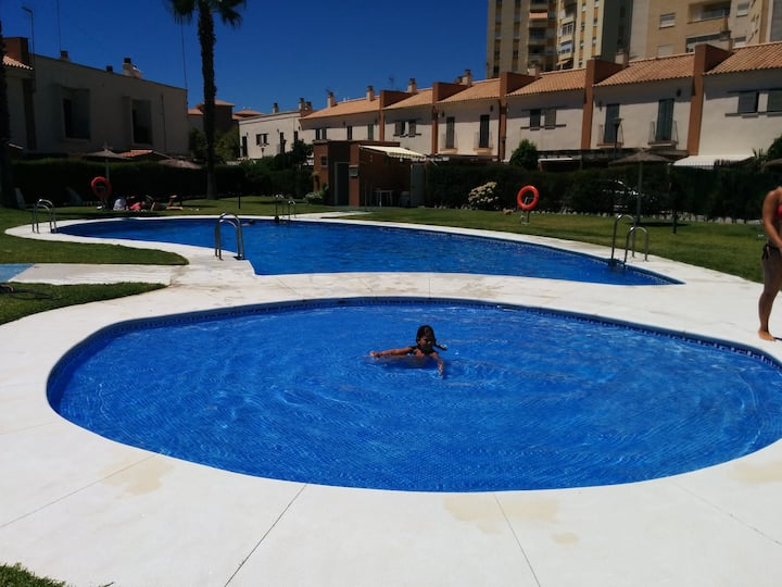 Estudio Con Piscina Y Garaje - Isla Cristina