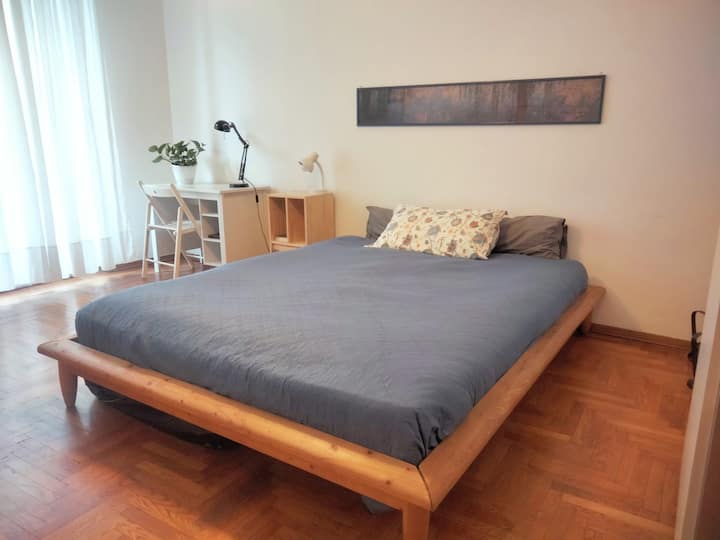 Flat In Fashion District-navigli - Milan