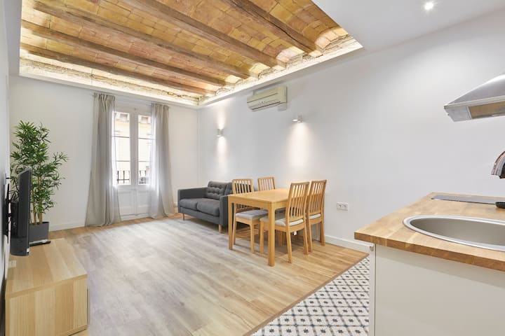 Lively Flat Next To Blai Street - Barcelona