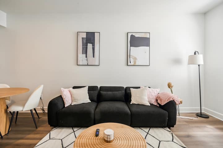 King Bed | Pool, Gym, Spa | 10 Minutes To Lax - Santa Monica, CA