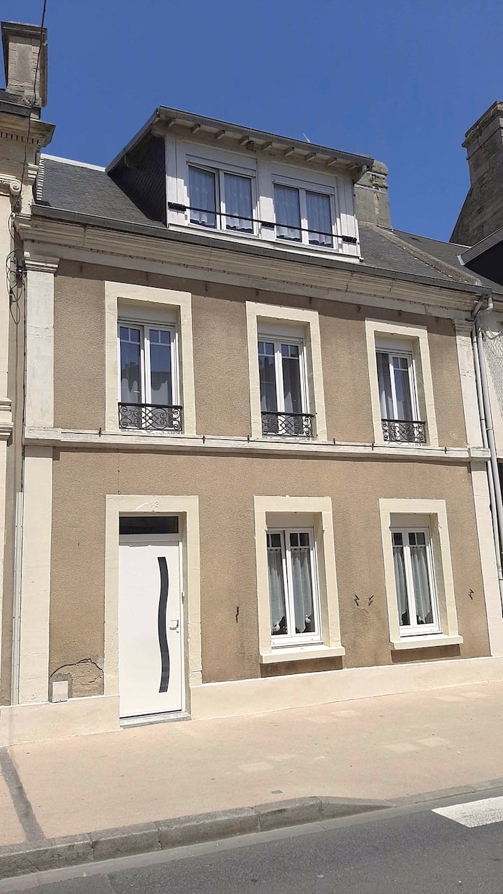 Maison Avec 2 Vues Mer
Plages Du Débarquement - Grandcamp-Maisy