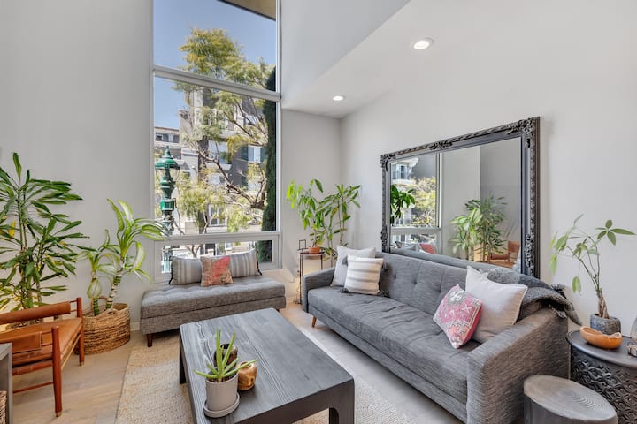 Little Italy Urban Designer Loft Parking, W/d, Ac - Coronado Island