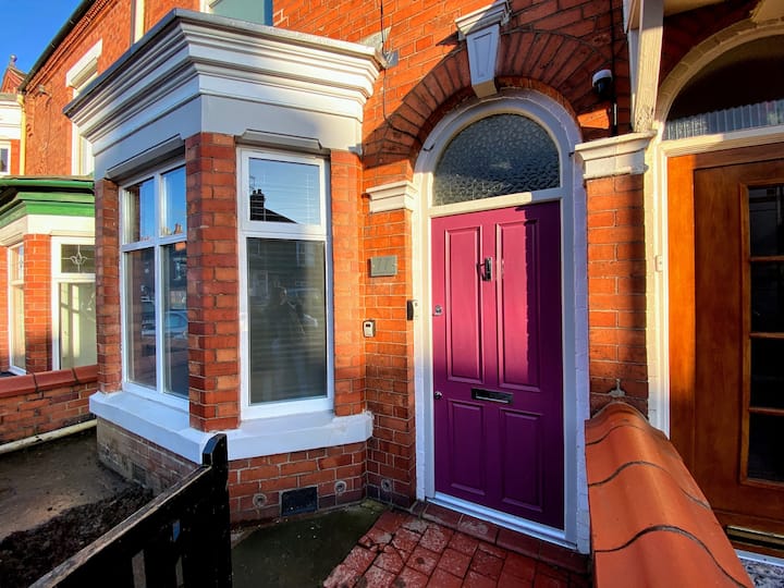 Co-living Serviced House, Room 1; 77 Uw Crewe - Crewe