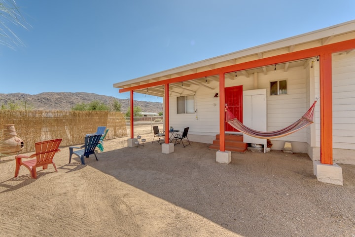 Pet-friendly Desert Stay: 8min To Joshua Tree - Twentynine Palms, CA