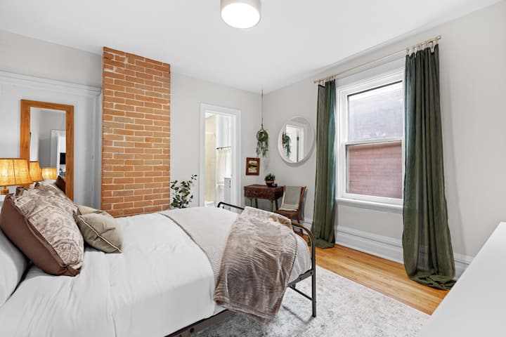 Boutique Style Suite In The Glebe - Ottawa