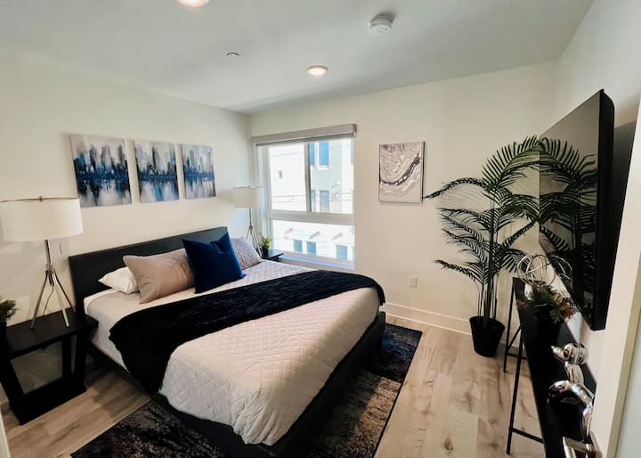 Chic 2br Century City Apt W/ Parking, Laundry - West Hollywood, CA
