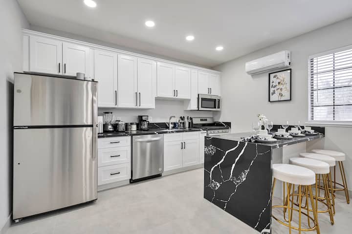 Luxury Living At A Great Price! - Turquoise Lake, North Las Vegas