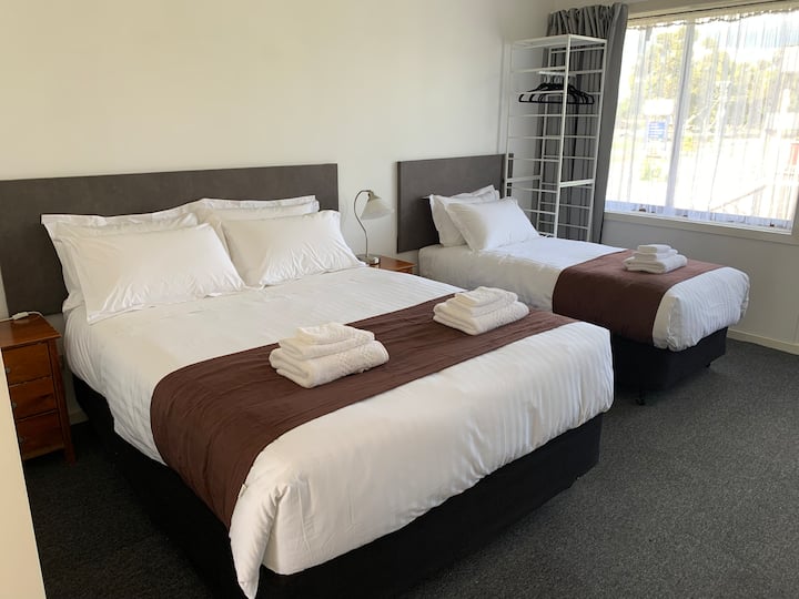 The Reserve Hotel - Deluxe Twin - 세일