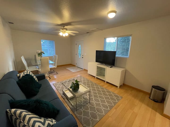 Guesthouse In Portola Valley - Palo Alto, CA