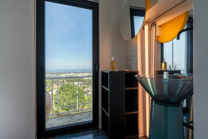 Guesthost - Panorama Suite: Modern Charm - Ostuni