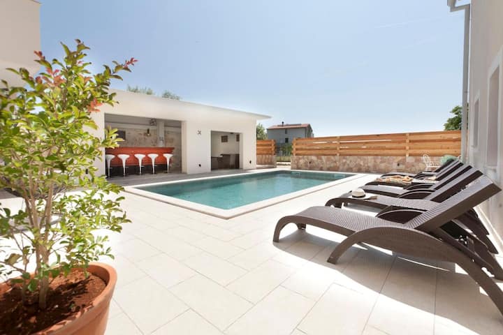 Apartment Vanesa - Fažana