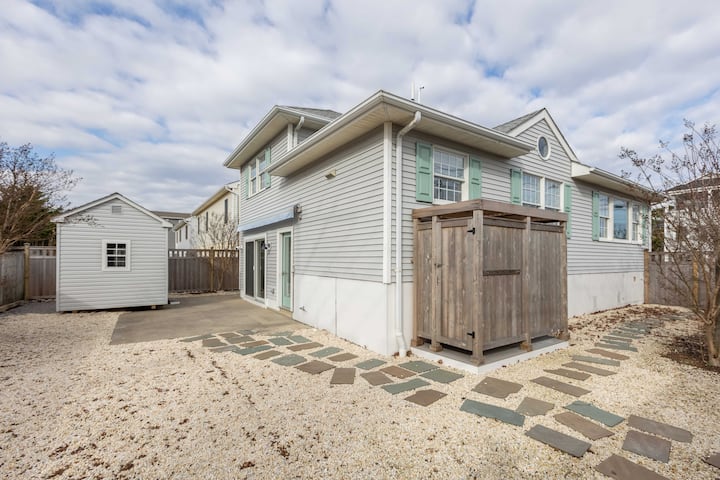 Cozy Beach Oasis,still Some Summer Weeks Available - Beach Haven, NJ