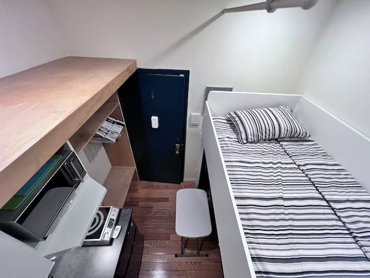 Tiny Shared Bath Private Studio Times Square #317 - 皇后區