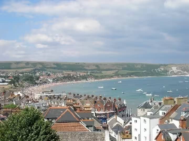 Sea View Penthouse With Free Parking - Swanage