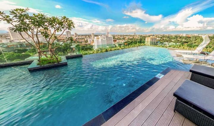 好位置!The Astra Condo,舒适两居,走路去夜市古城 - Chiang Mai, Thailand