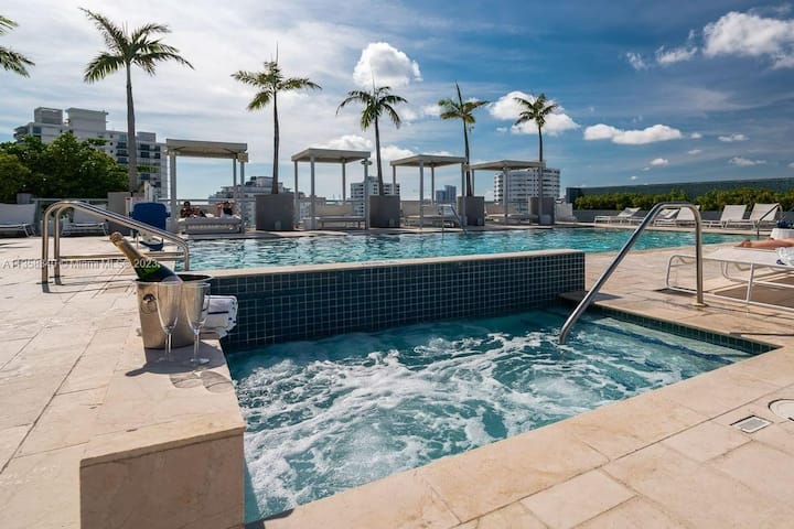 Large Suite 4star Hotel Private Beach @South Beach - Miami Beach