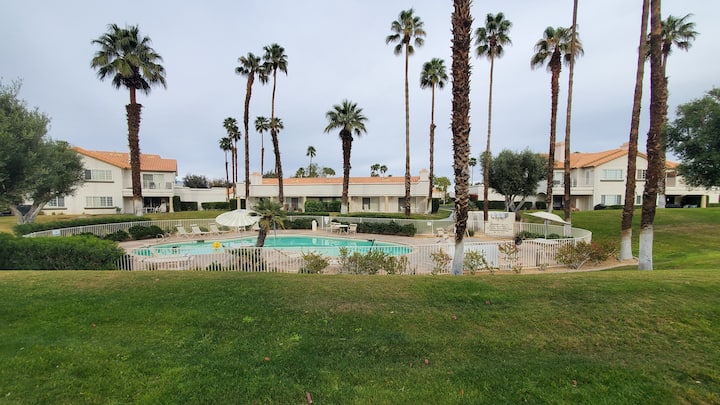 Single Level Home In Palm Desert - Palm Desert, CA