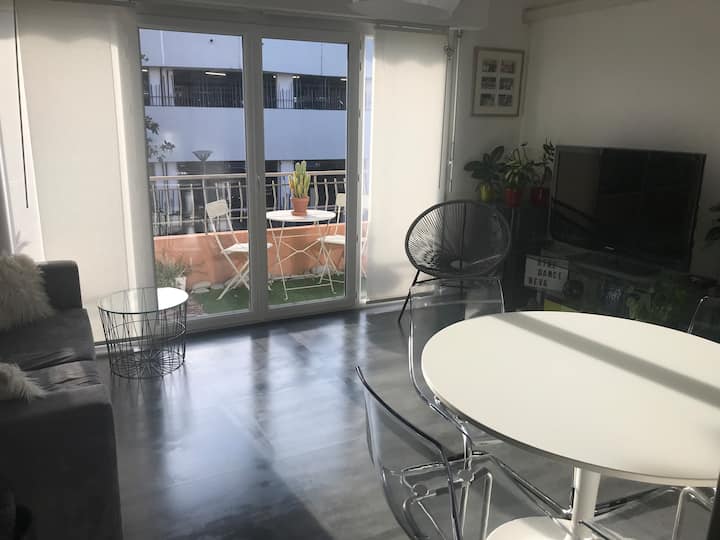 2 Pièces Proche Mer & Centre St Raphaël 83700 - Saint-Raphaël