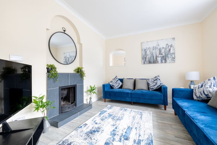 7 Guests-derry (Tourists, Contractors, Relocation) - Derry