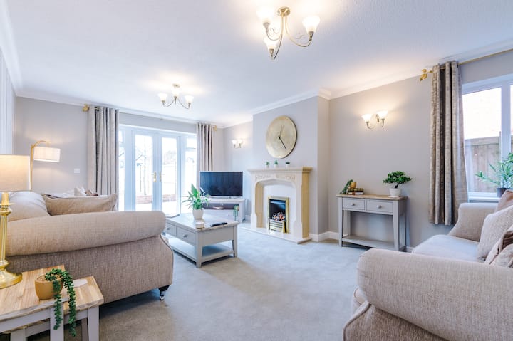 Stylish & Spacious 6br- Ideal For Work Or Families - Clitheroe