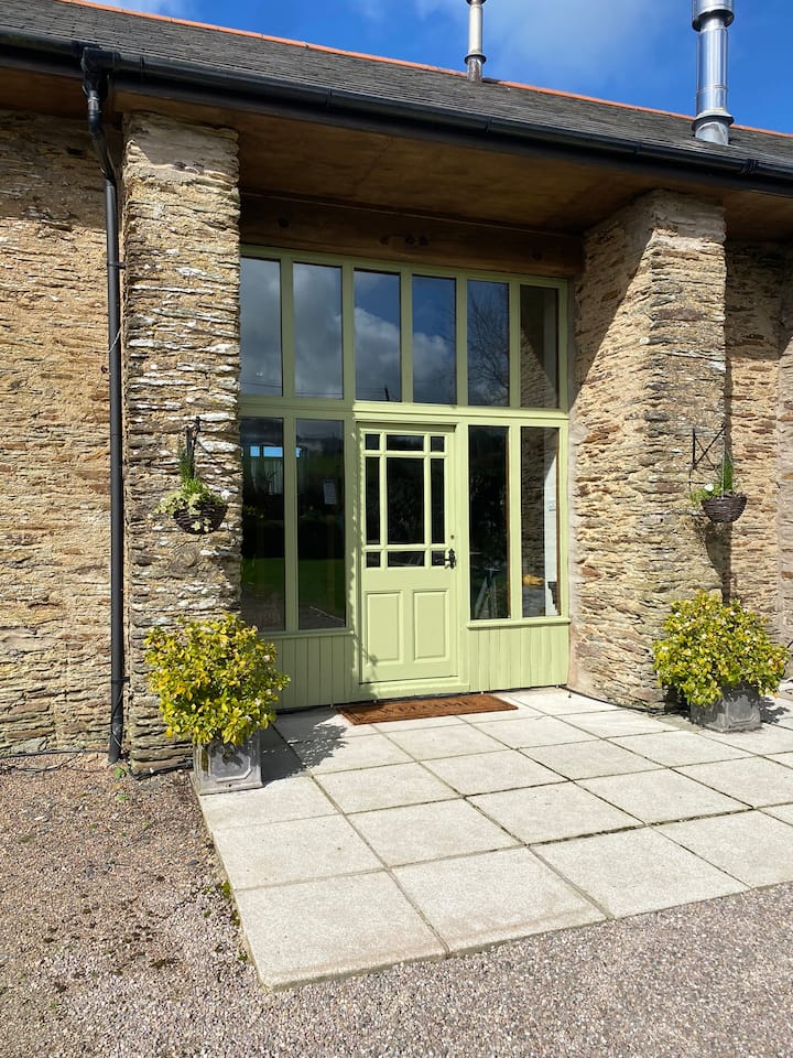 The Wheelhouse At Hewish Mill - Barnstaple