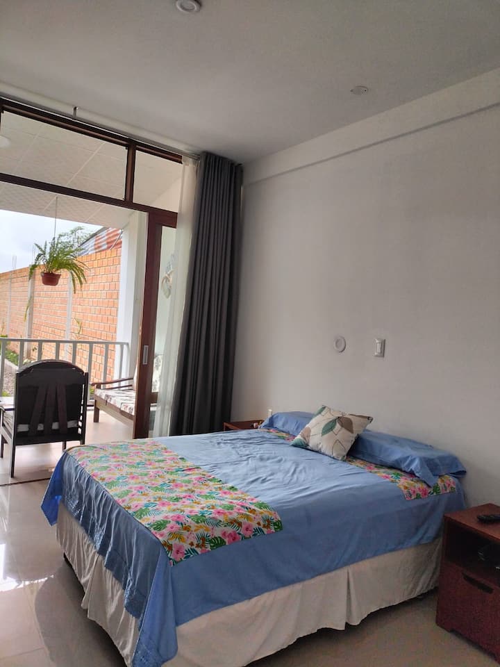 Casa De Estreno, 4 Habitaciones - Rioja